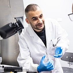 Innovations in Biomaterials and Microfluidics for Scalable Cell Culture ...